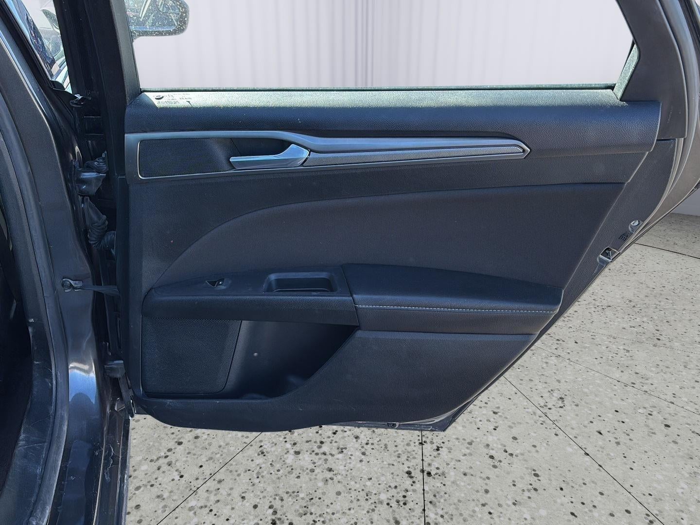 2018 Ford Fusion Hybrid SE Fort Scott KS | Briggs Ford of Fort Scott ...